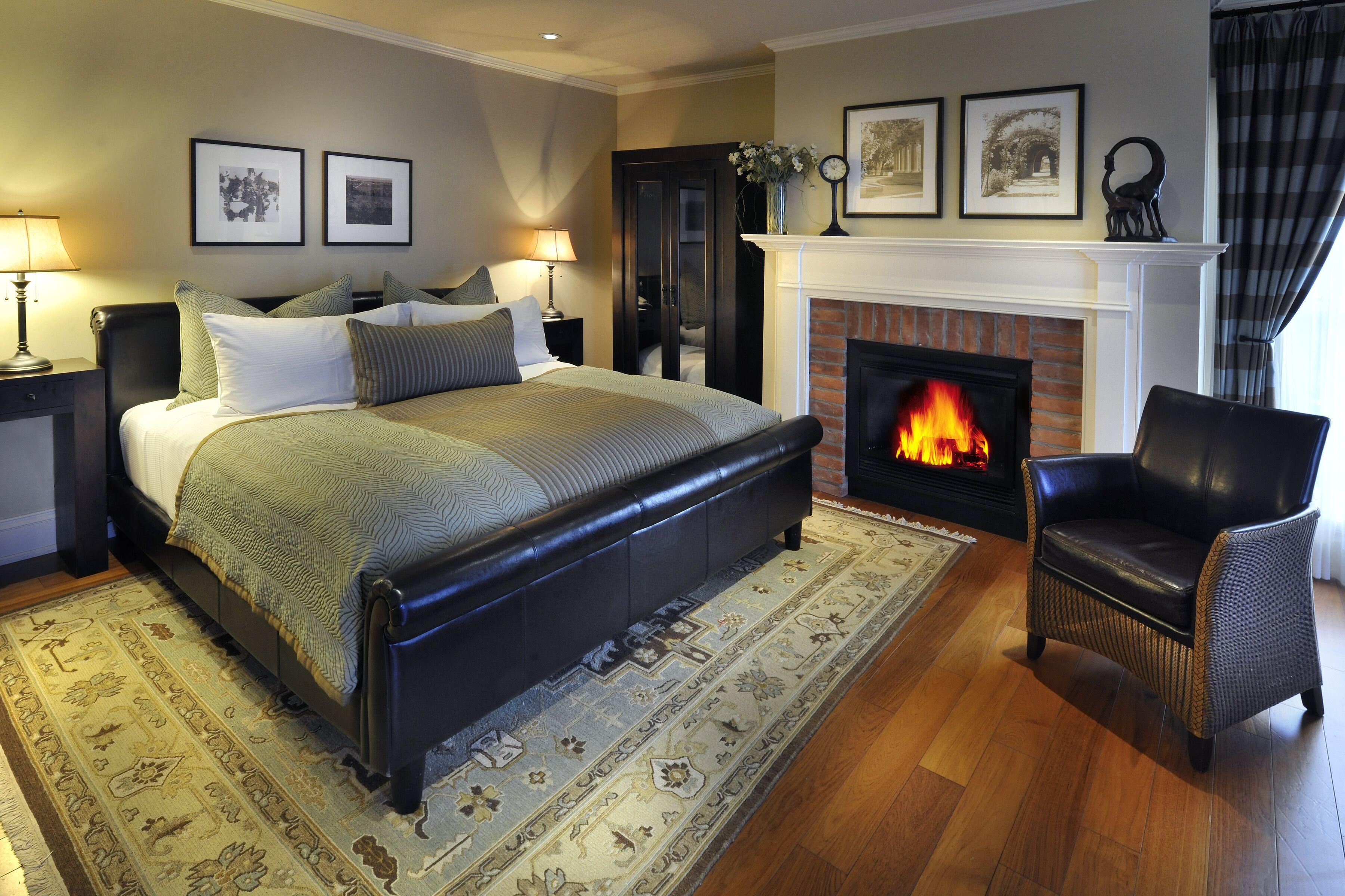 OBAN INN | ⋆⋆⋆⋆ | NIAGARA-ON-THE-LAKE, CANADA | SEASON DEALS FROM $264